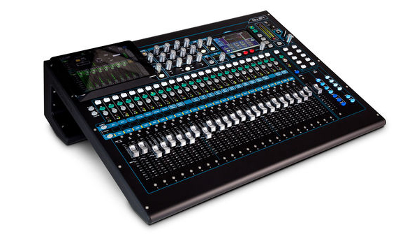 Allen & Heath QU24 digital mixer