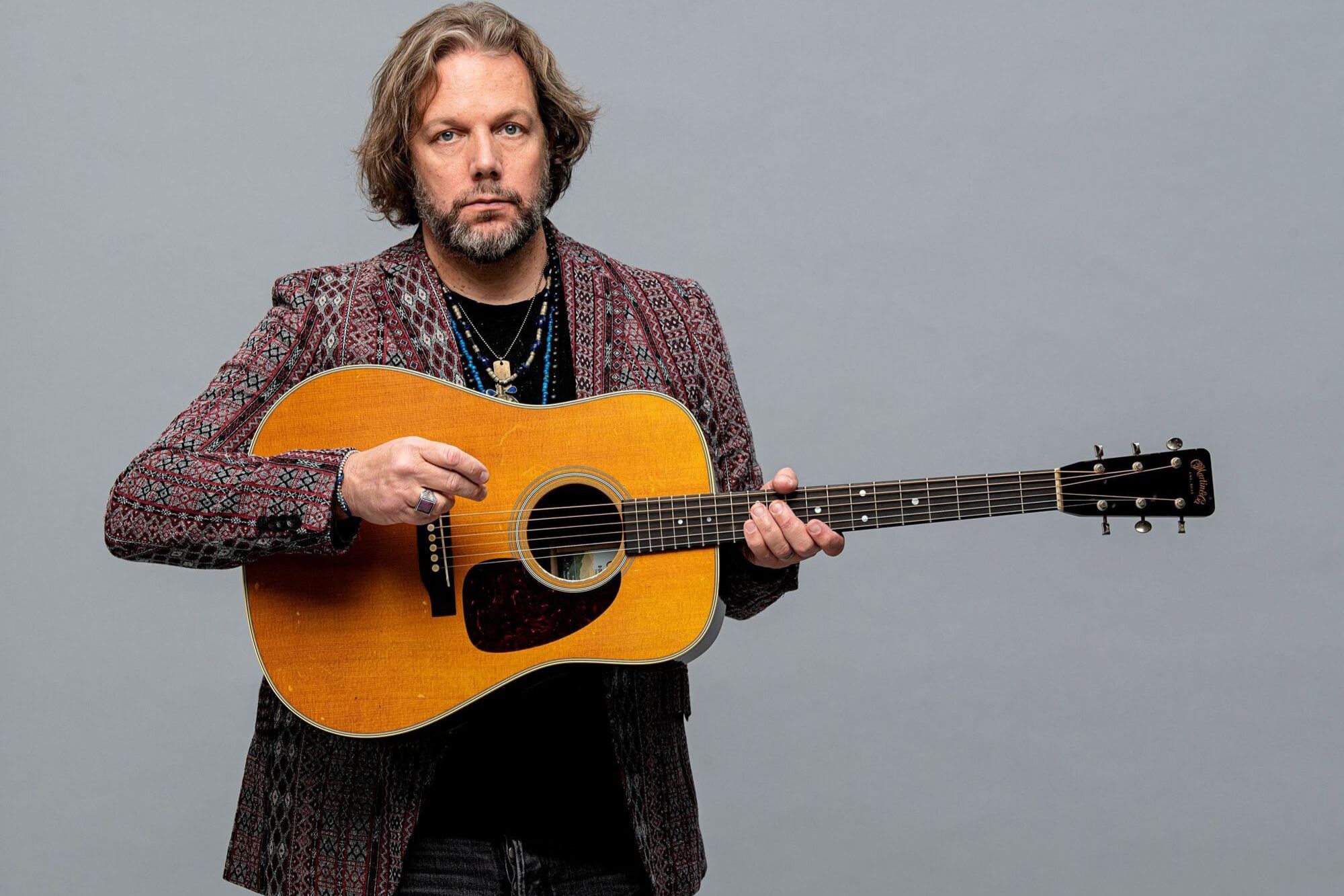 Features- Guitar Interactive Magazine